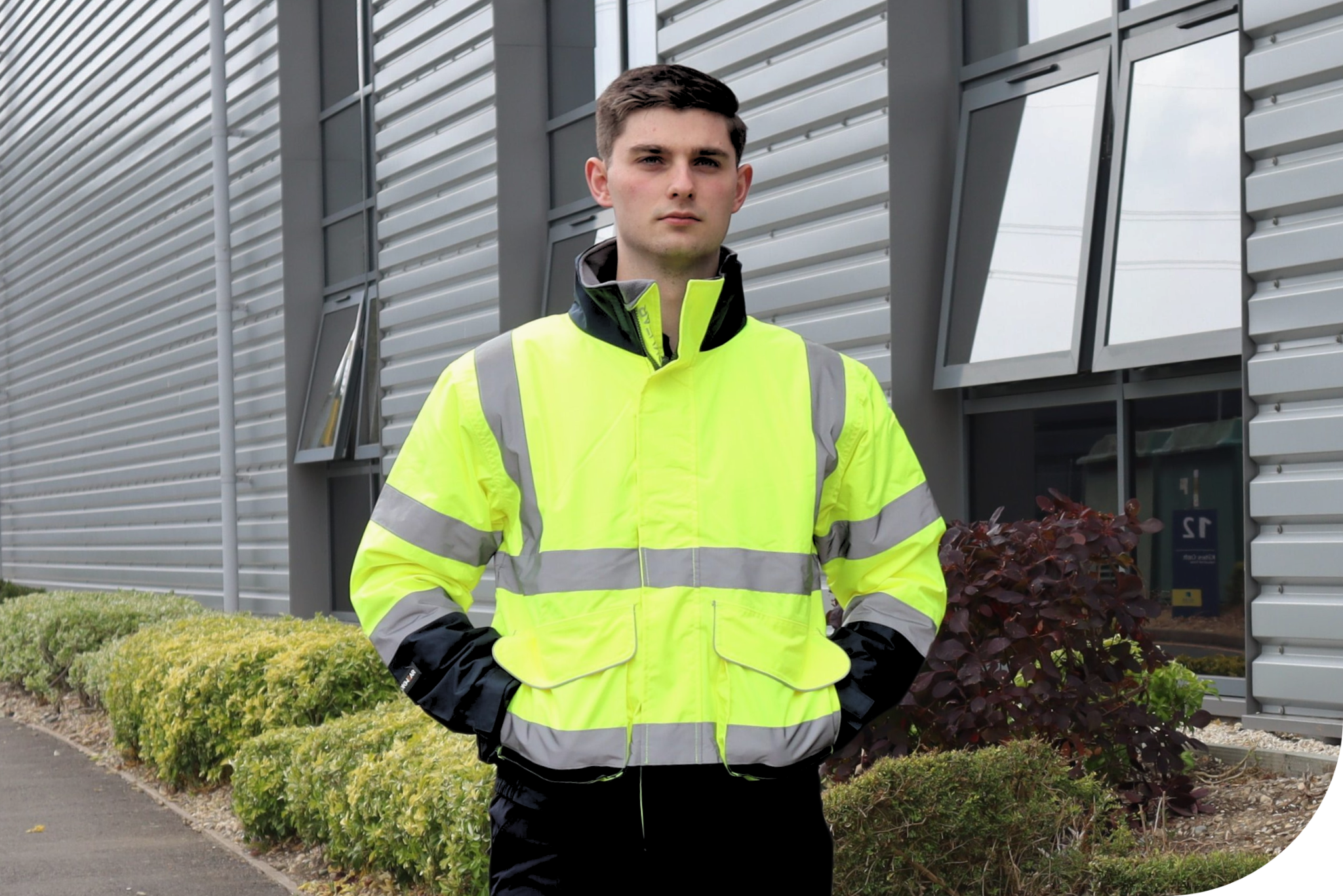 Quick Guide to hi-vis Regulations, Standards & Classes | SMI